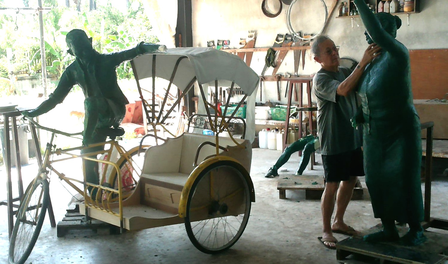 Hey, Ah Chek! – Chong Fah Cheong, sculptor – What's happening