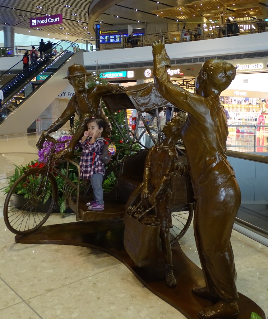 Hey, Ah Chek! – Chong Fah Cheong, sculptor – What's happening